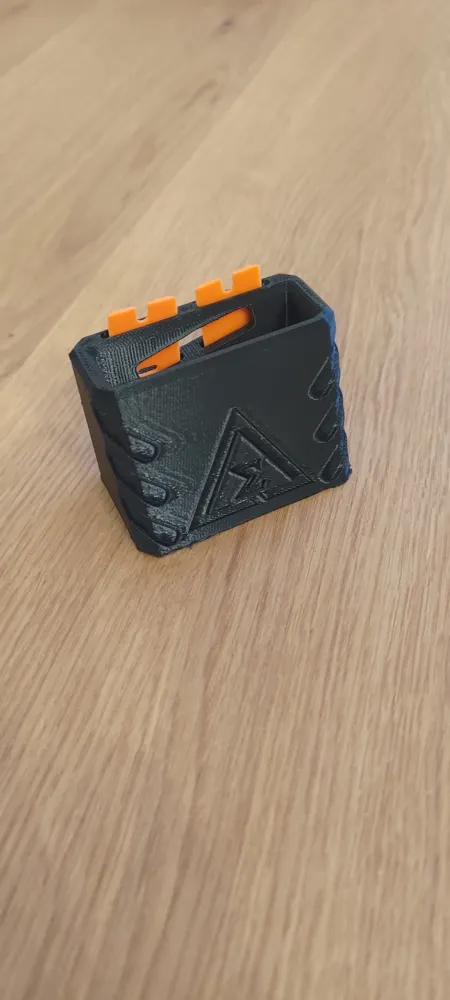 Fully printable scraper by DeltaSigma MakerWorld: Download Free 3D Models