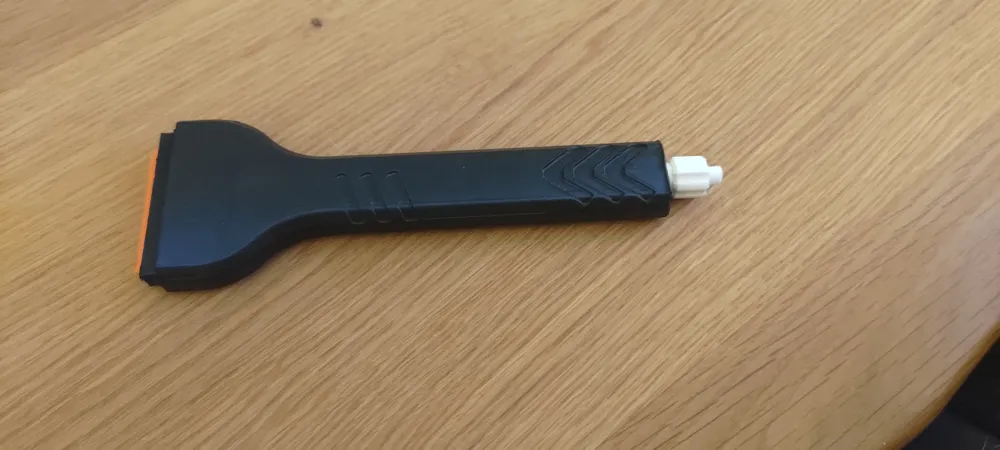 Fully printable scraper by DeltaSigma MakerWorld: Download Free 3D Models