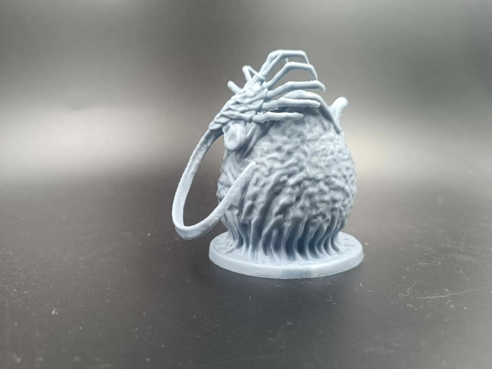 Alien Xenomorph - Facehugger Egg - Figurine - Free 3D Print Model ...