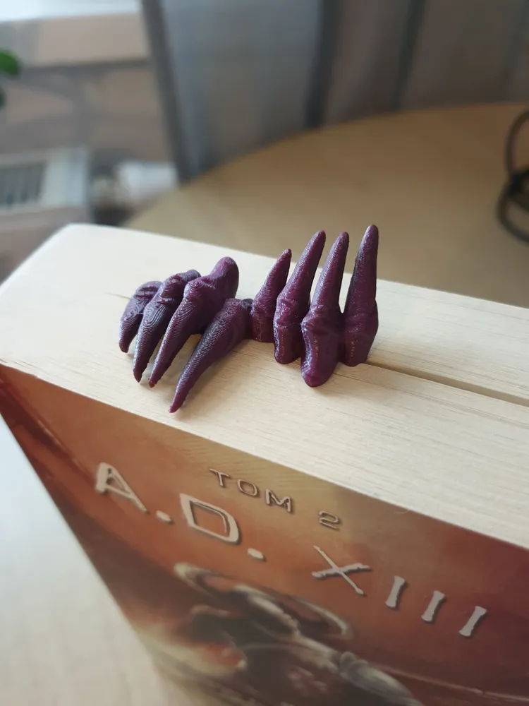 Marcadores manos demoníacas por Jakuba MakerWorld: Descarga Modelos 3D ...