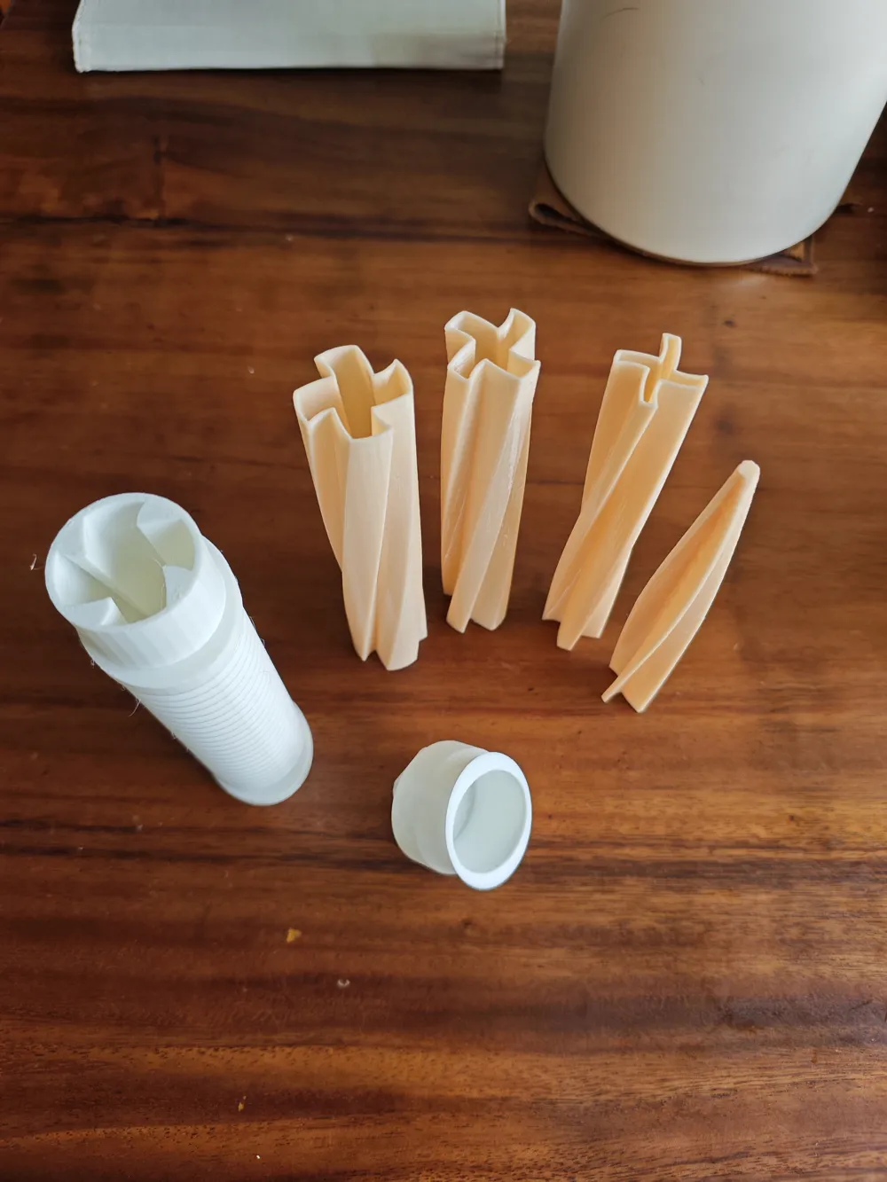 Spiral retractable sword, sword core separated, simple printing ...