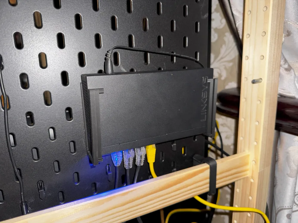 IKEA SKADIS pegboard router mount Remixed by 呜喵洋 MakerWorld: Download Free 3D Models