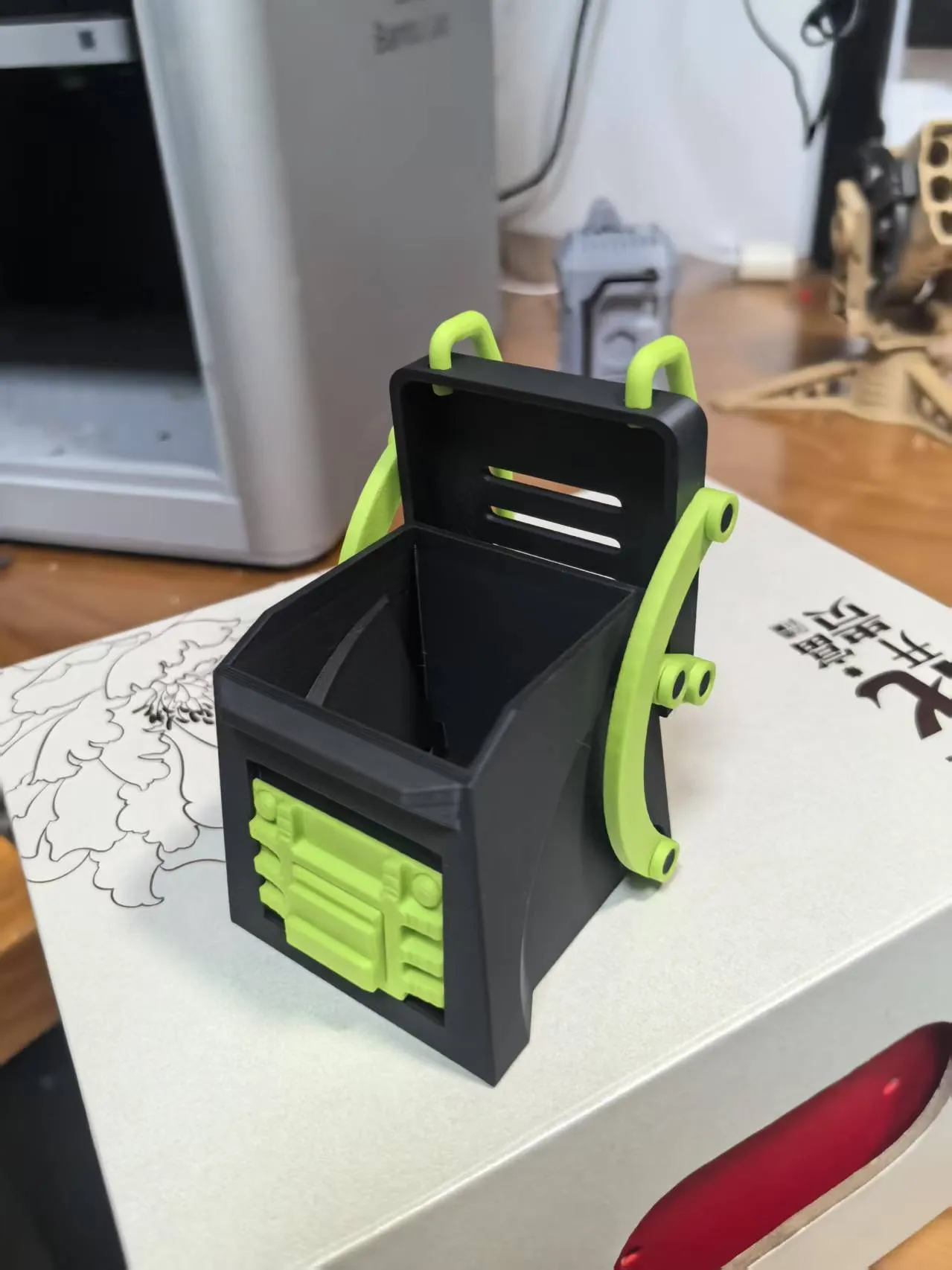 3D Printed Linkage Mechanical Interlocking Storage Box, Original Design ...