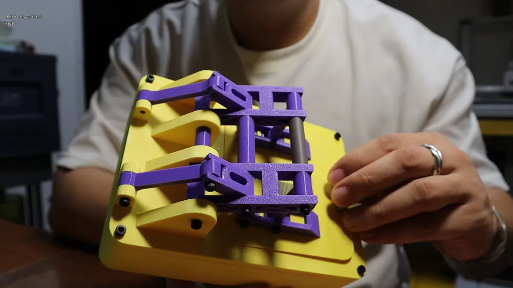 3D Printed Mechanical Linkage Hinge Opening and Closing Door Mechanism ...