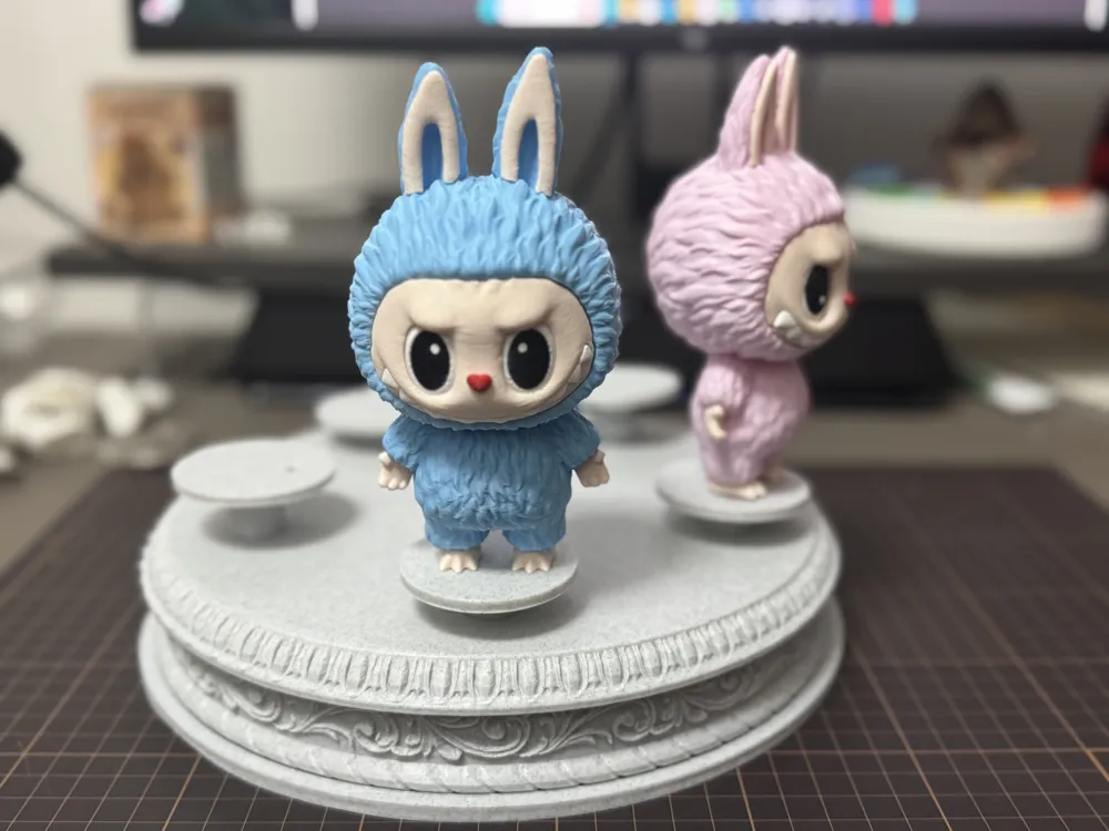 European-style Rotating Display Stand - Labubu & Sonny Angel Two Sizes ...