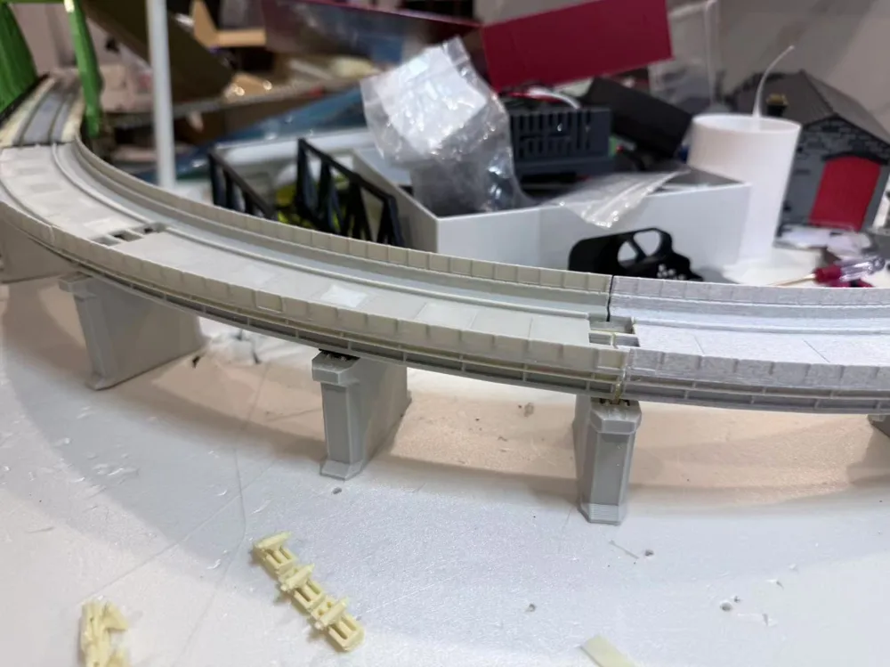 HO/OO scale train viaduct, compatible with various tracks including ...
