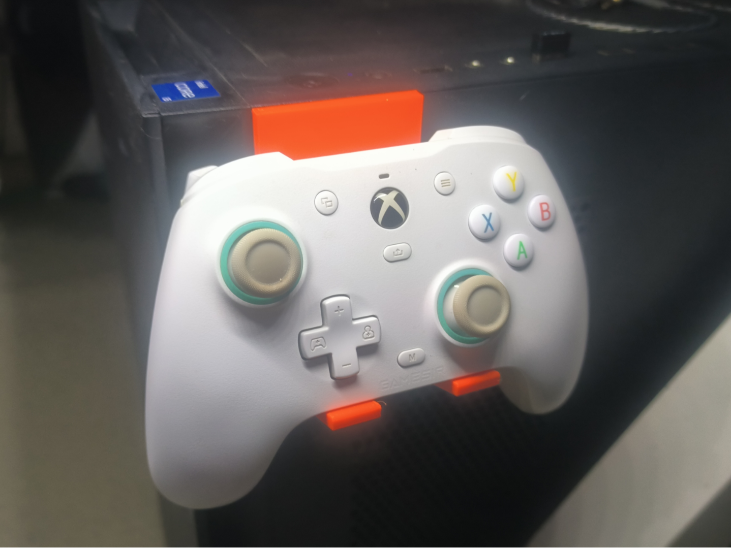 Gamepad Holder by user_2714355855 MakerWorld: Download Free 3D Models