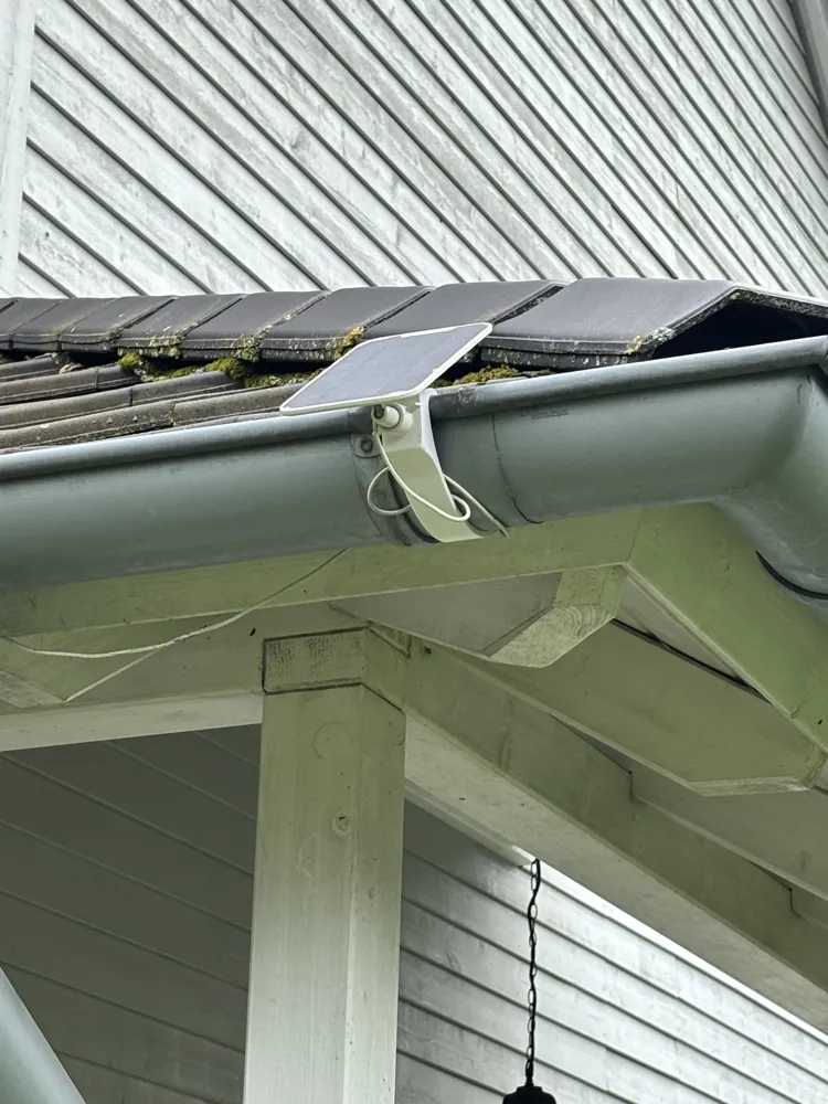 Gutter Mount for Eufy and Reolink Solar Panels by Toschi MakerWorld ...