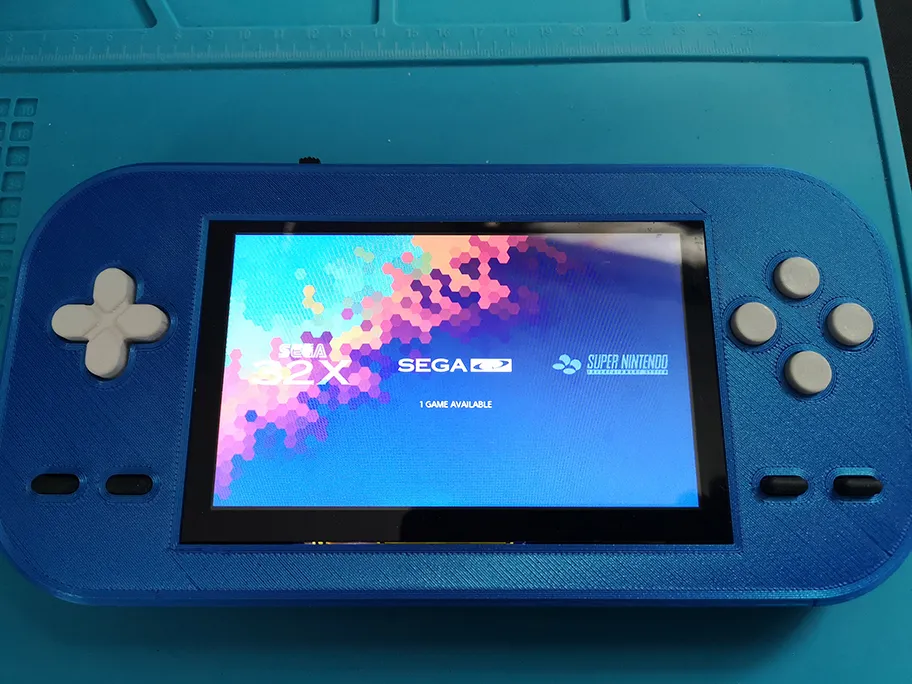 Raspberry Pi Retro handheld by Mark_McQ MakerWorld: Download Free 3D Models