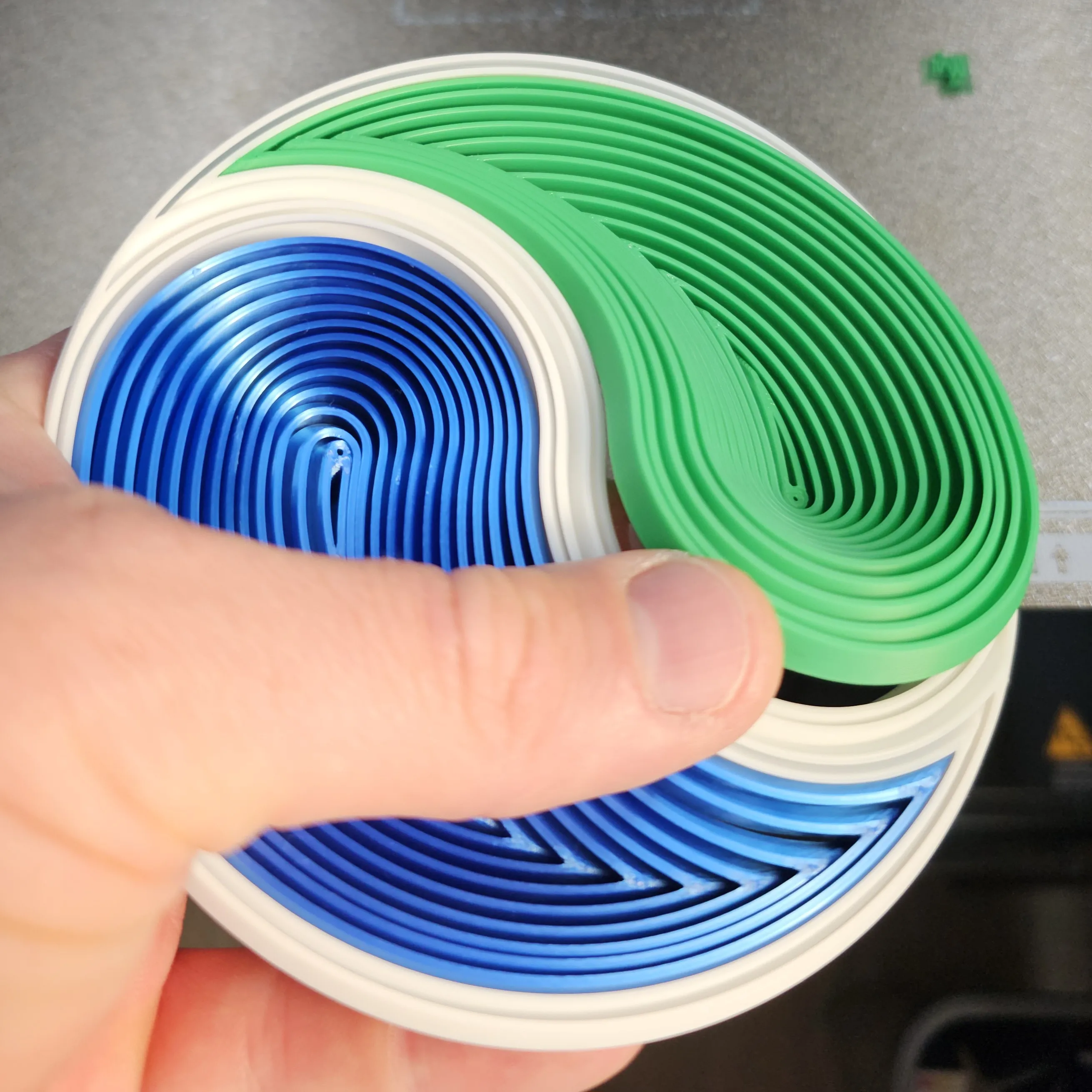 Yin-Yang Concentric Fidget by RJ Design MakerWorld: Download Free 3D Models