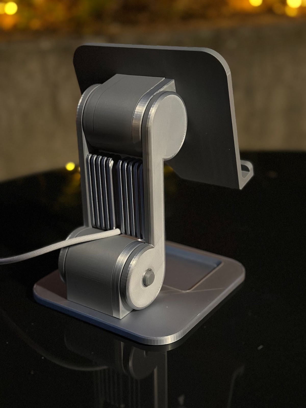 Adjustable Tablet Stand - Swan - Free 3D Print Model - MakerWorld