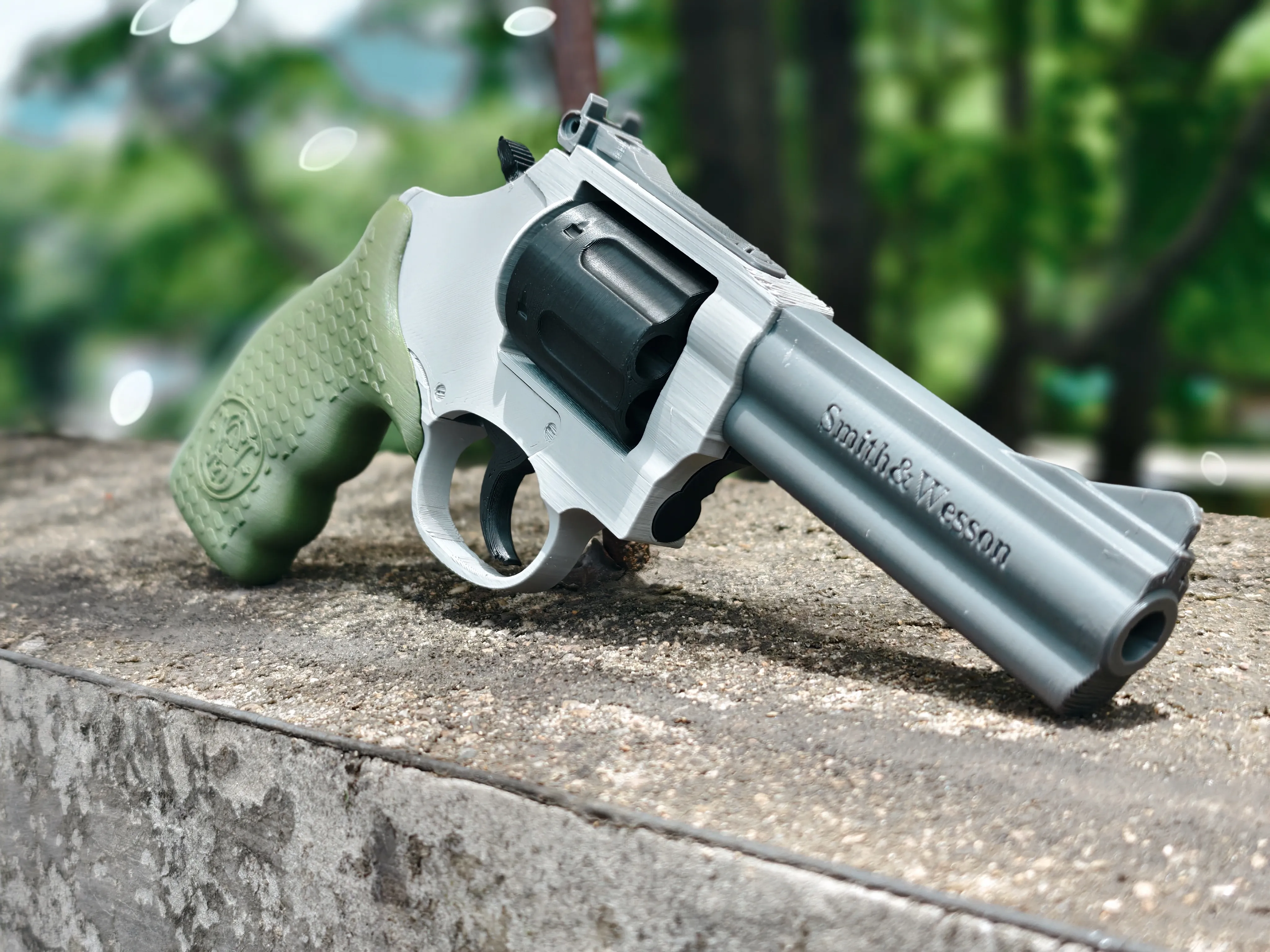 Smith & Wesson 686 Magnum Revolver Fidget Toy by 补补觉去 MakerWorld ...