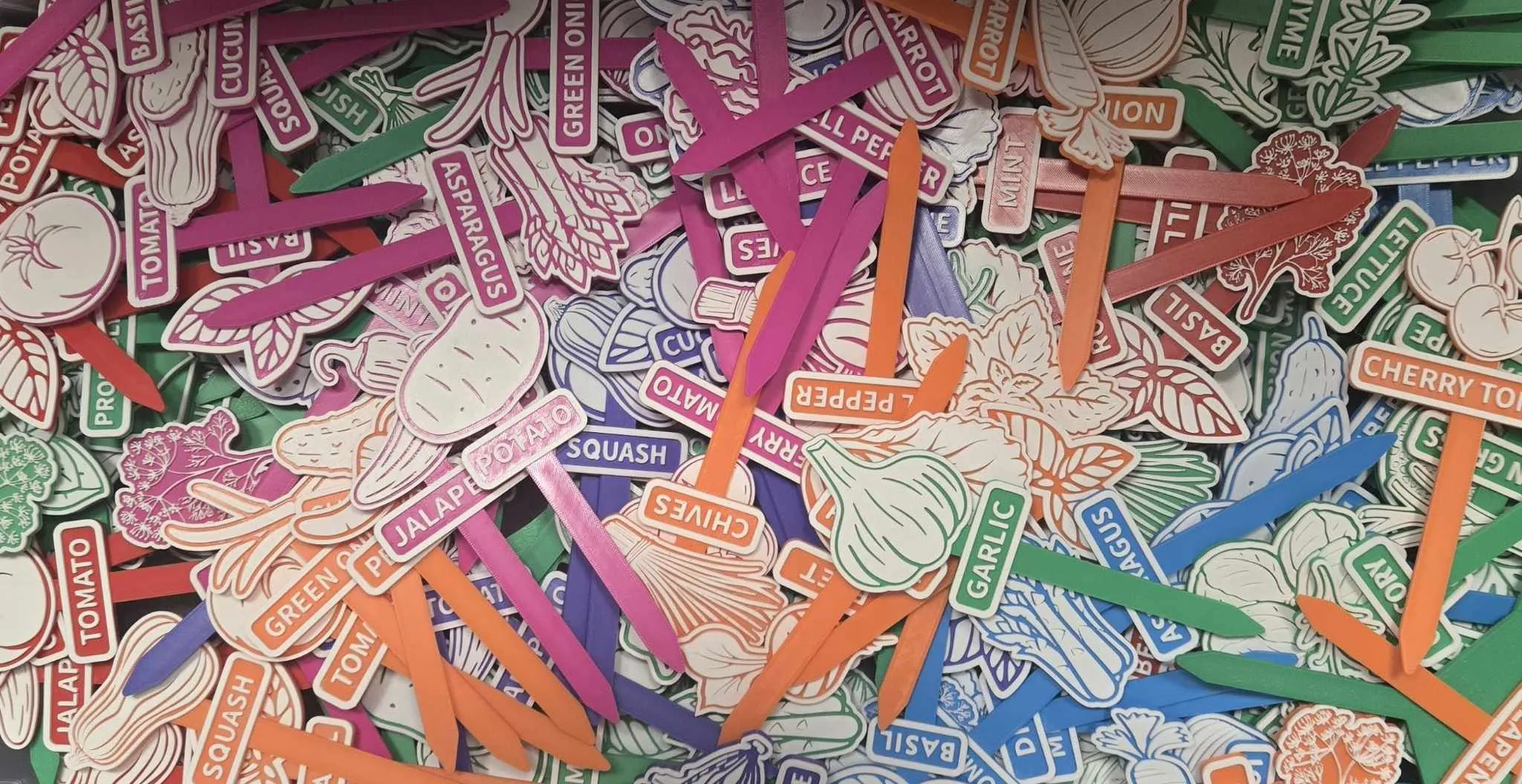 WHITE POTOTO - Garden Stake by Double J Designs MakerWorld: Download Free 3D Models