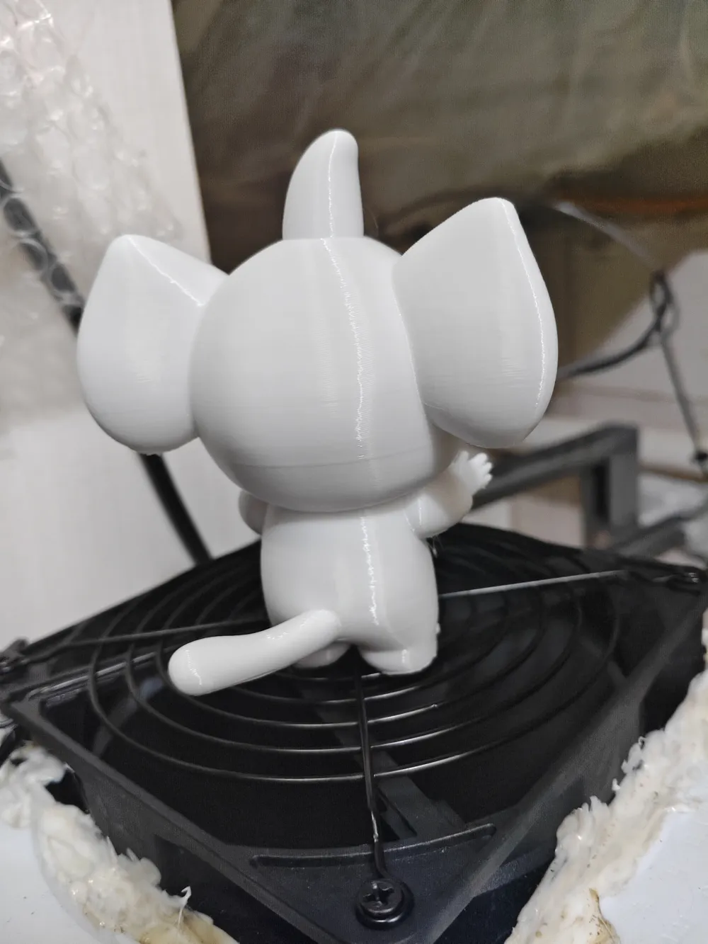 Labubu cos Elephant AMS by 吧唧老吸附 MakerWorld: Download Free 3D Models