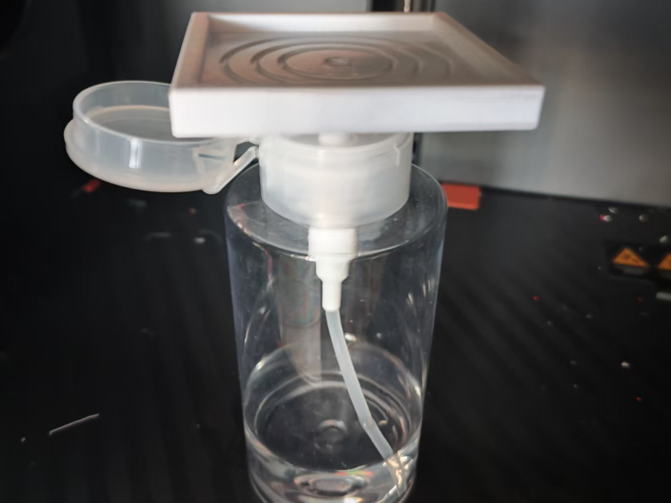 Alcohol Cleaning Base by creative user MakerWorld: Download Free 3D Models