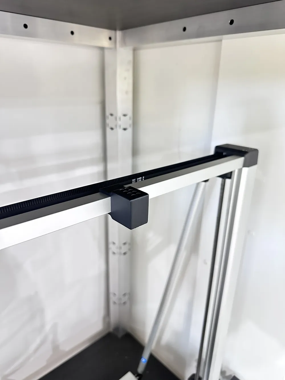 KOBRA 3 MAX PTFE GUIDE X 8 TOP - Free 3D Print Model - MakerWorld