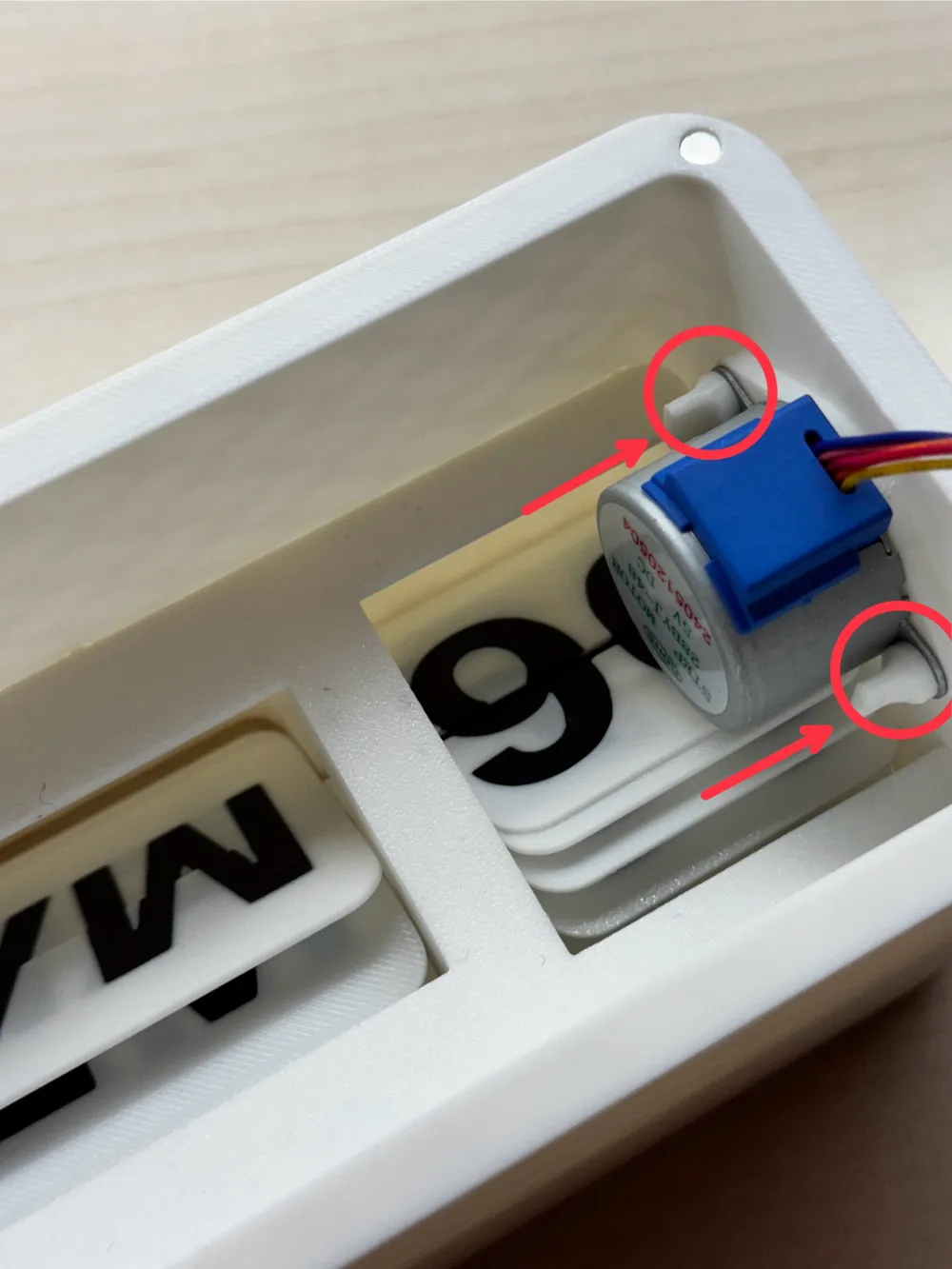 Automatic Arduino Flip Clock Calendar by f5pdtxstv8 MakerWorld ...