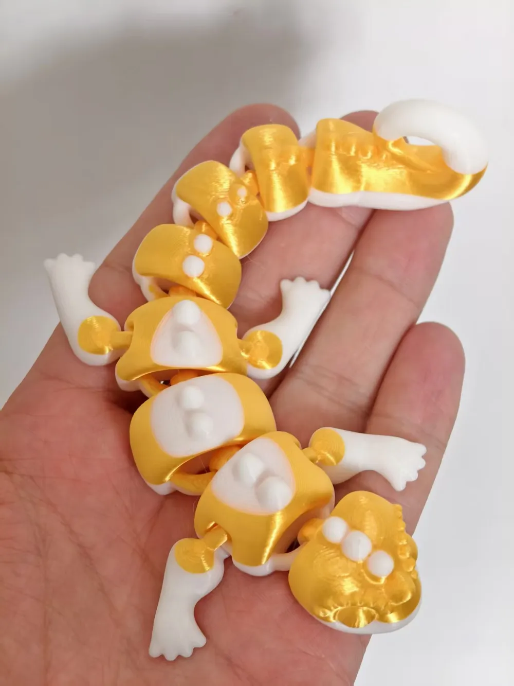 Articulated Gecko, no supports, phone printable by 一条咸鱼 MakerWorld ...