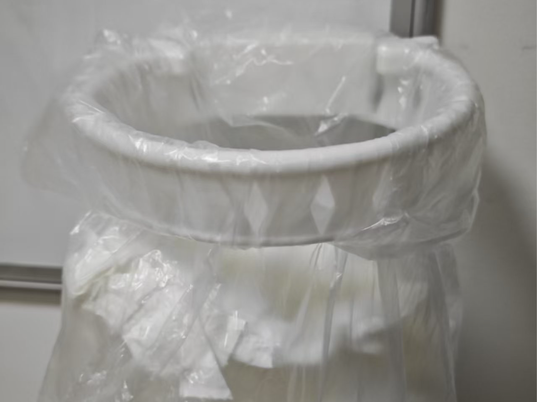Basketball Hoop Trash Bag Hanger by Y·小黄 MakerWorld: Download Free 3D ...
