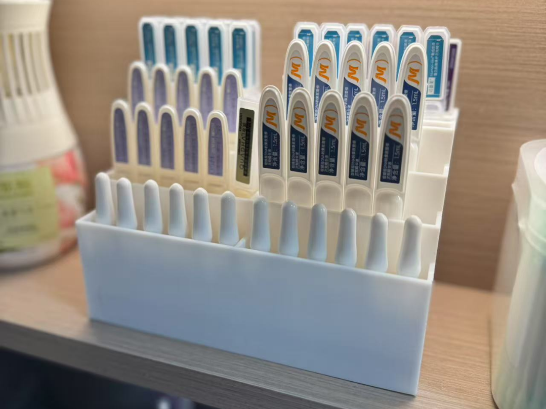 Single-Use Contact Lens Case by 潜心 MakerWorld: Download Free 3D Models