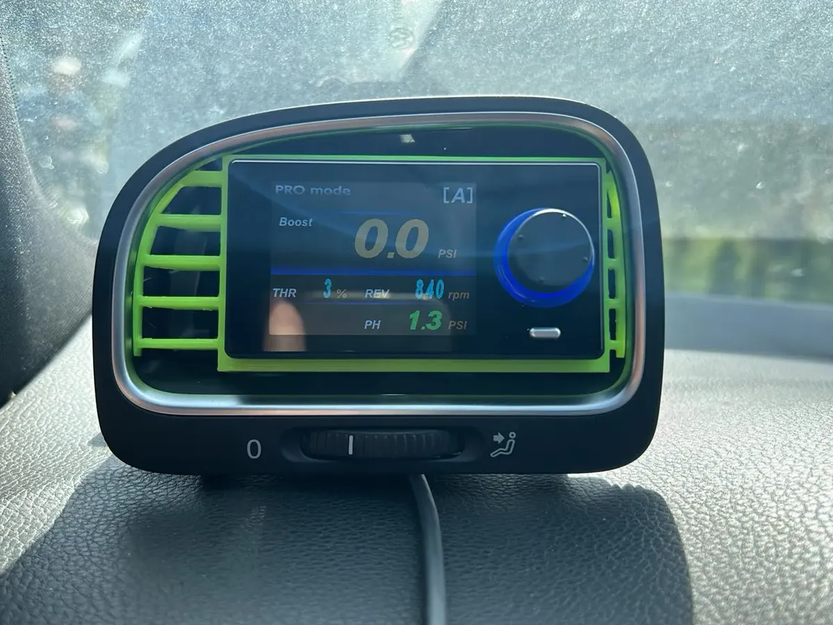 Support HKS EVC 7 pour console centrale VW GOLF 6 GTI par Cheshire ...