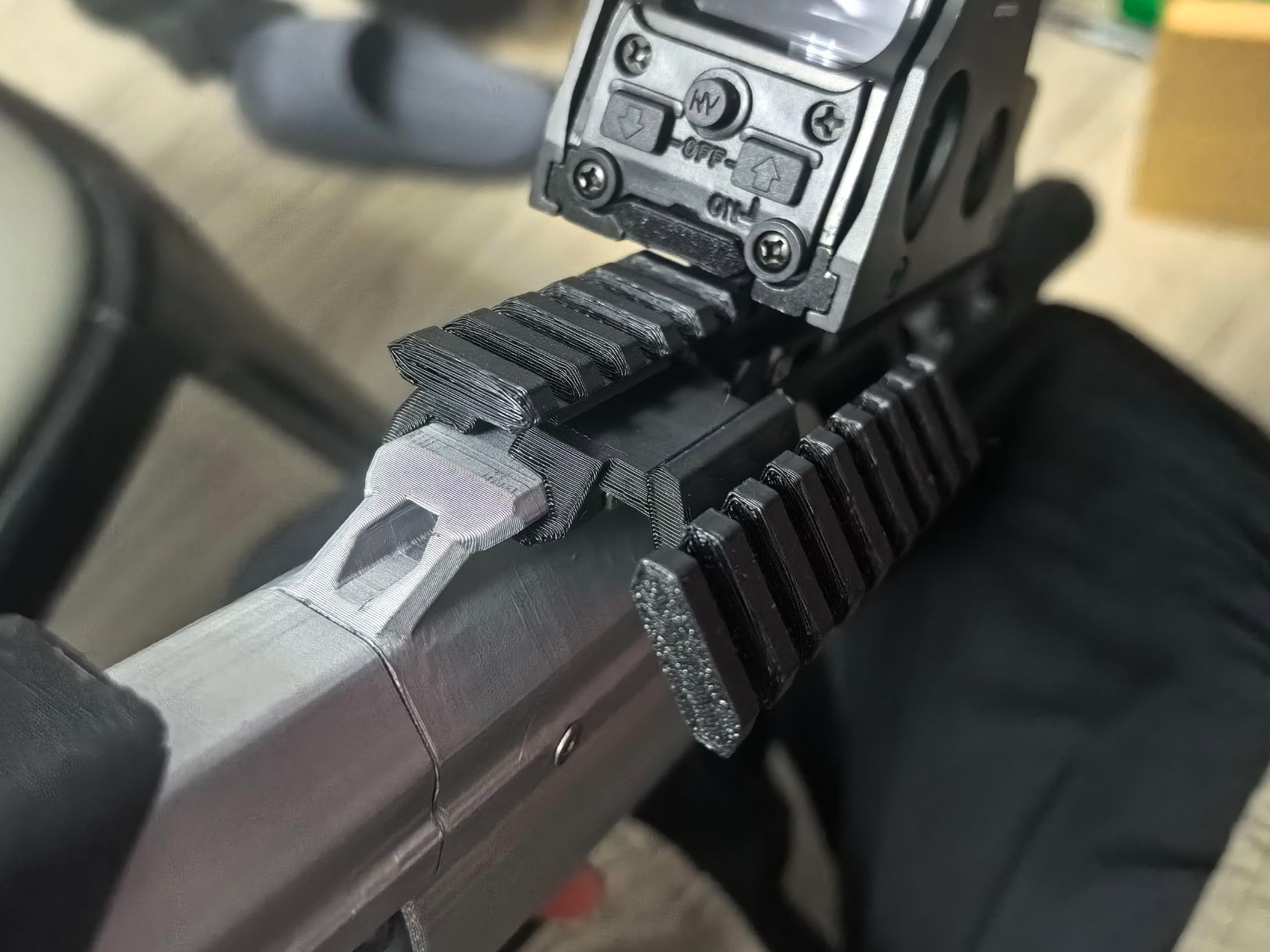 Raised +45° Angled Side Picatinny Rail by 砂锅不眨眼 MakerWorld: Download ...