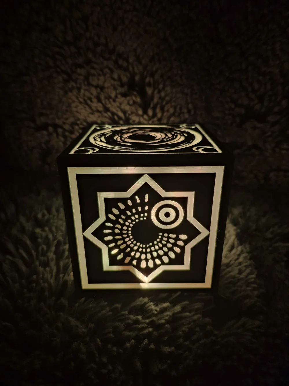 Necrobloxicon Cube Lamp from Pressure - Free 3D Print Model - MakerWorld