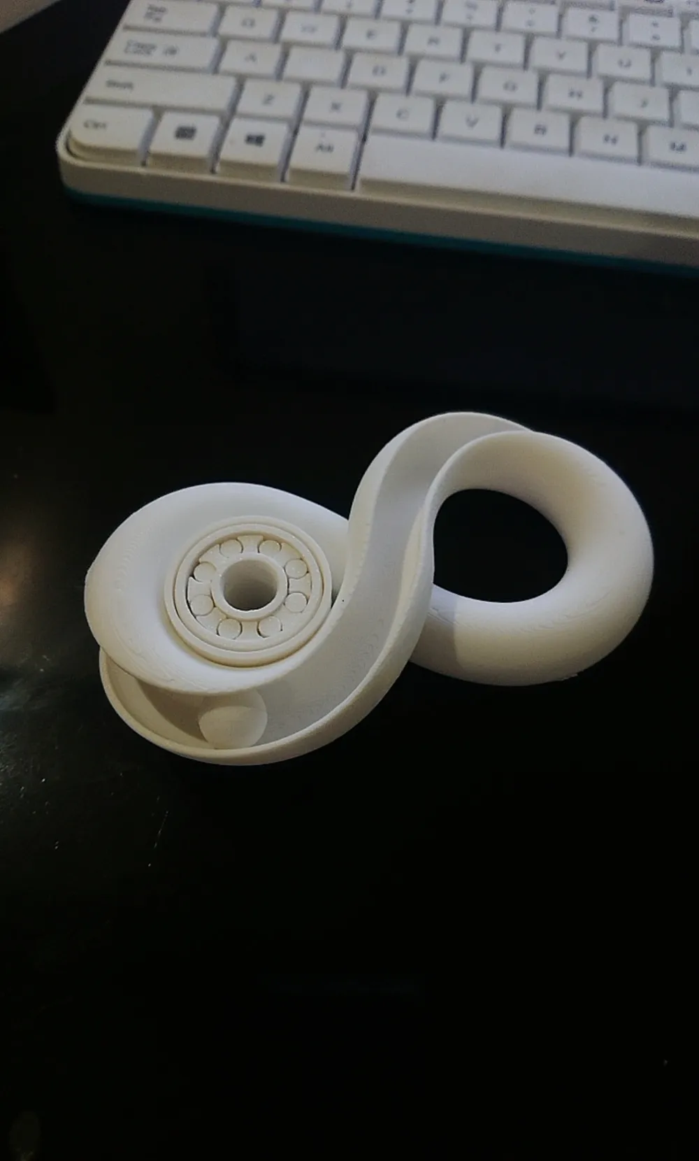 Endless Loop Ball Track (with bearings for rotation) by user_218229367 ...