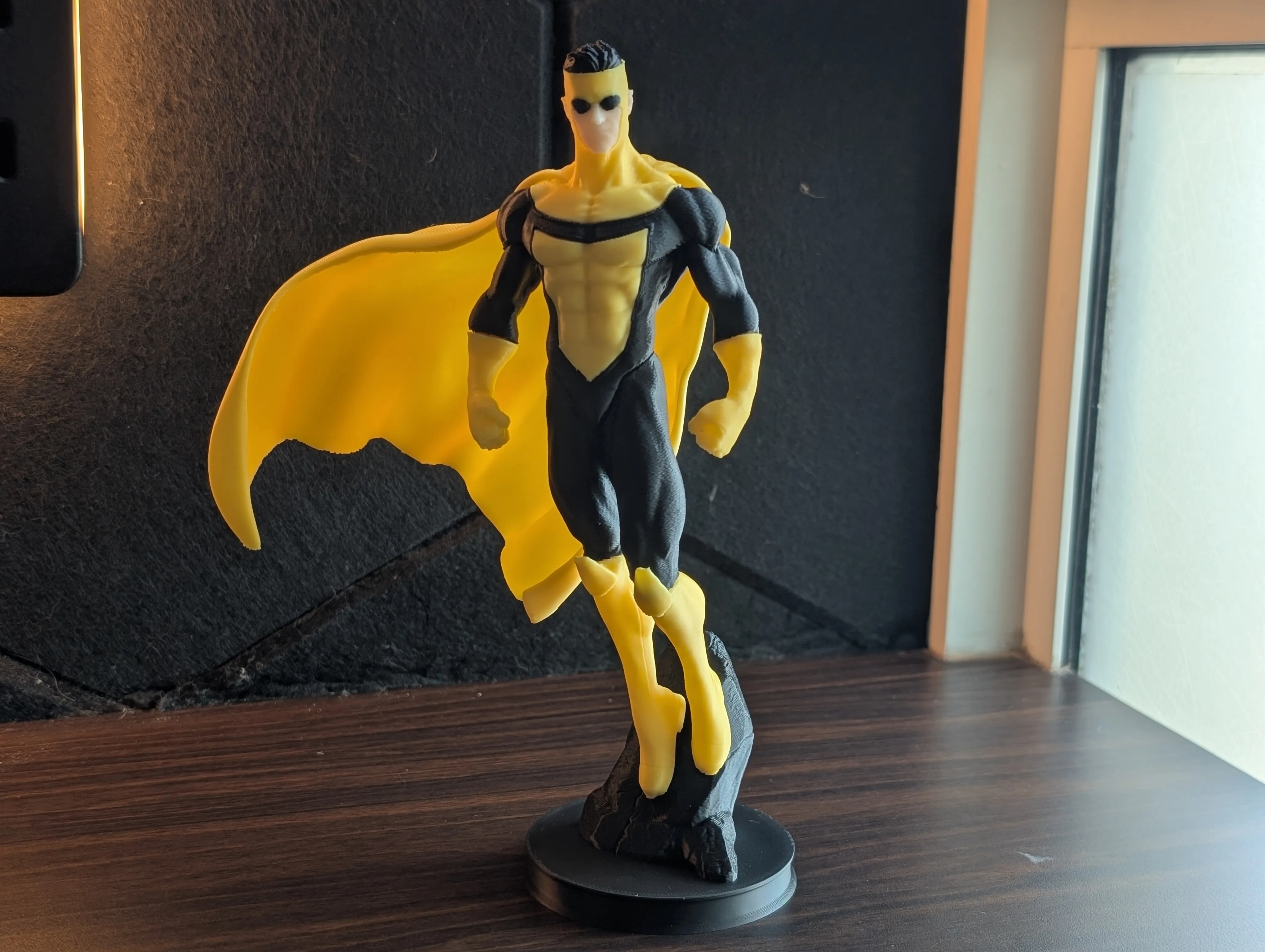 Invincible Blue Suit High-Detail Figure Remixed by Liroy MakerWorld ...