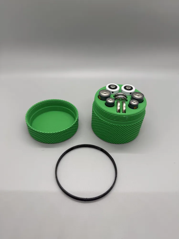 Screw Top Battery Holder by AJPPrints MakerWorld: Download Free 3D Models