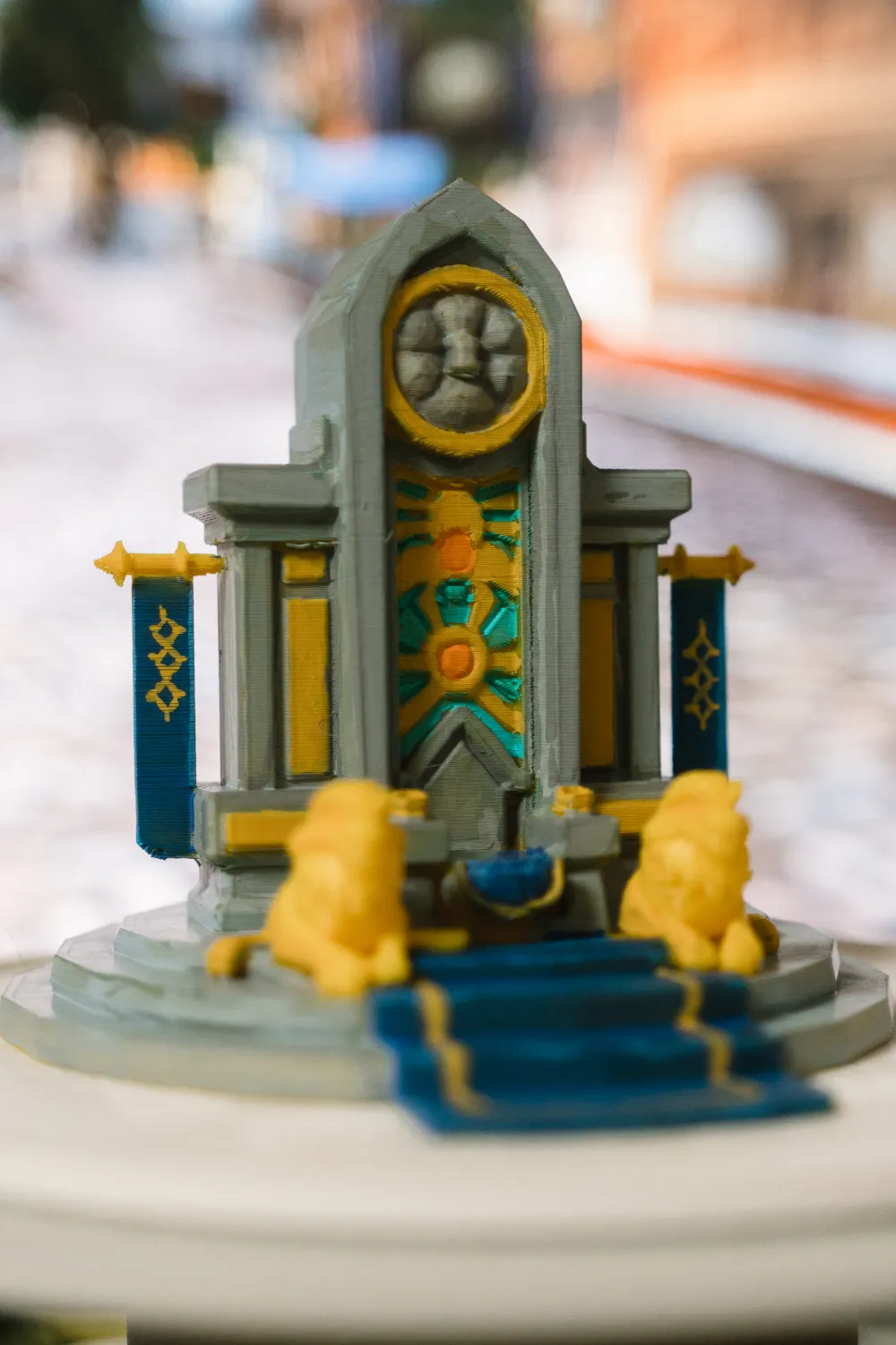 Stormwind Throne Phone Stand - Free 3D Print Model - MakerWorld