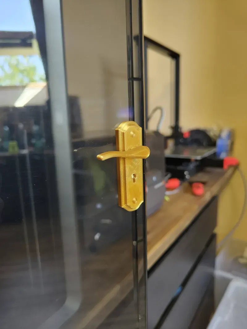 The Absolutely Necessary Door Handle for Kobra S1 by FlueRian ...