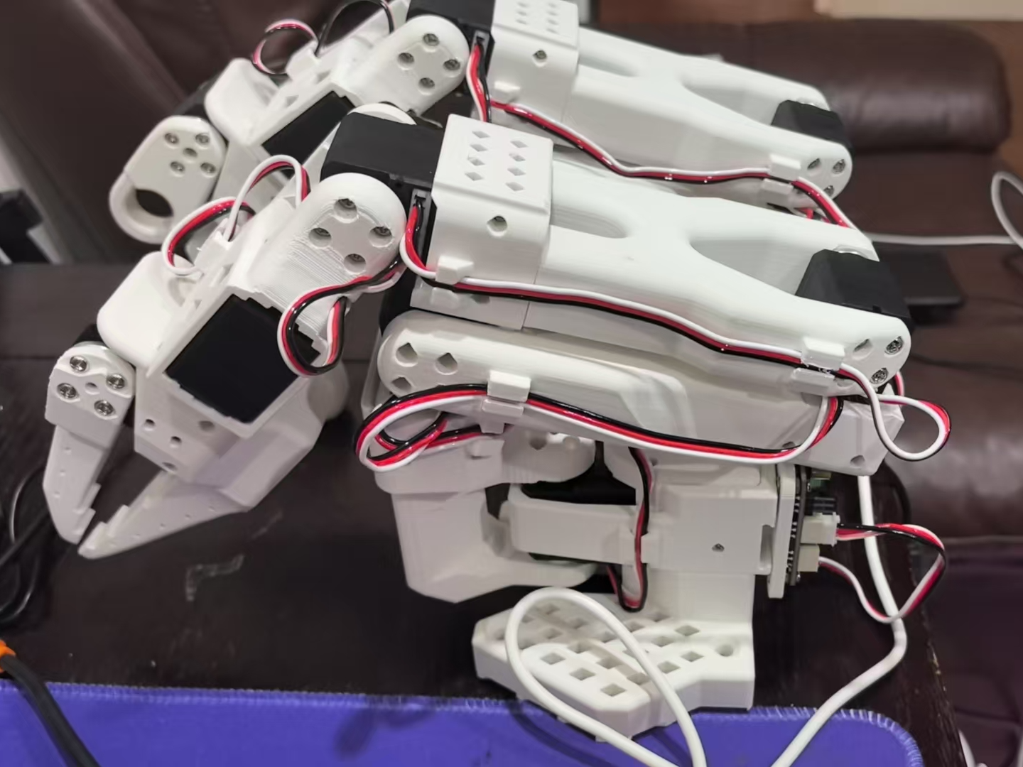 Lerobot SO-101 Lekiwi Remixed by Wayne MakerWorld: Download Free 3D Models