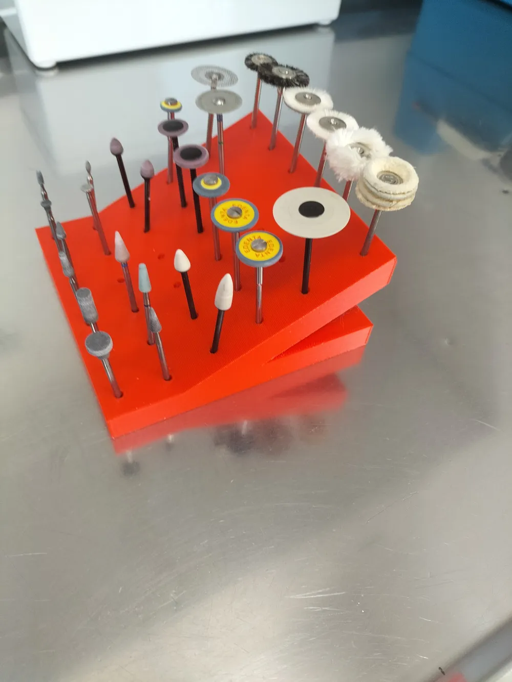 Small Dental Bur Holder - Free 3D Print Model - MakerWorld