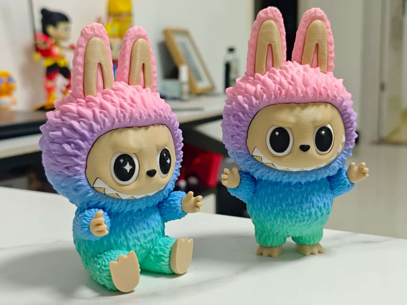 Multiple Labubu printed on a single plate, featuring rotatable eyeballs ...