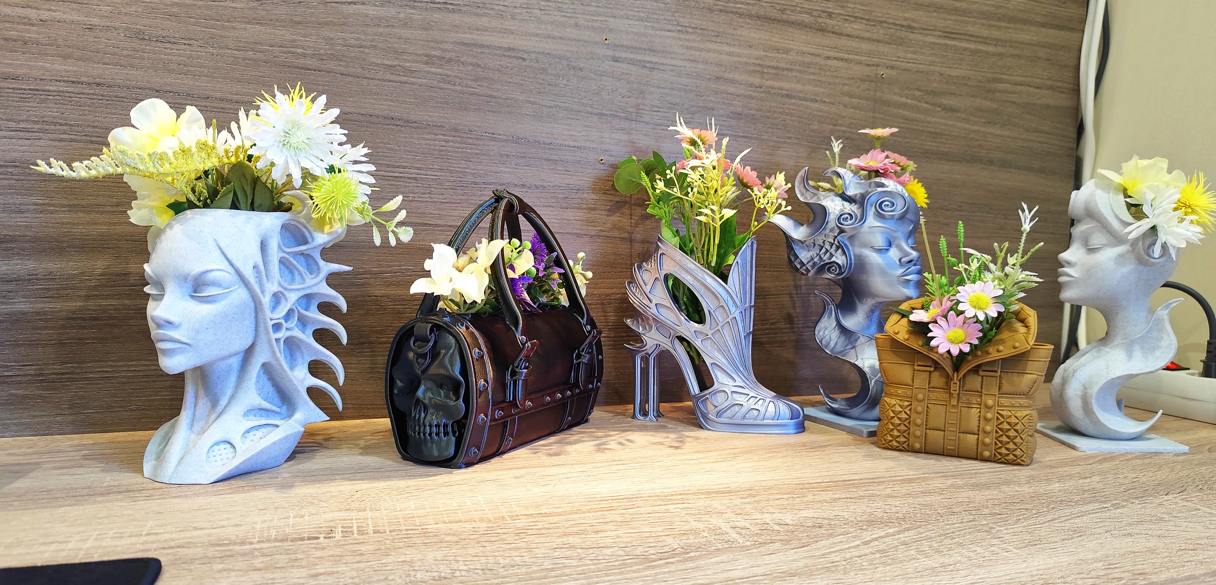 Futuristic High Heel Flower Planter by MY LIGHT MakerWorld: Download ...