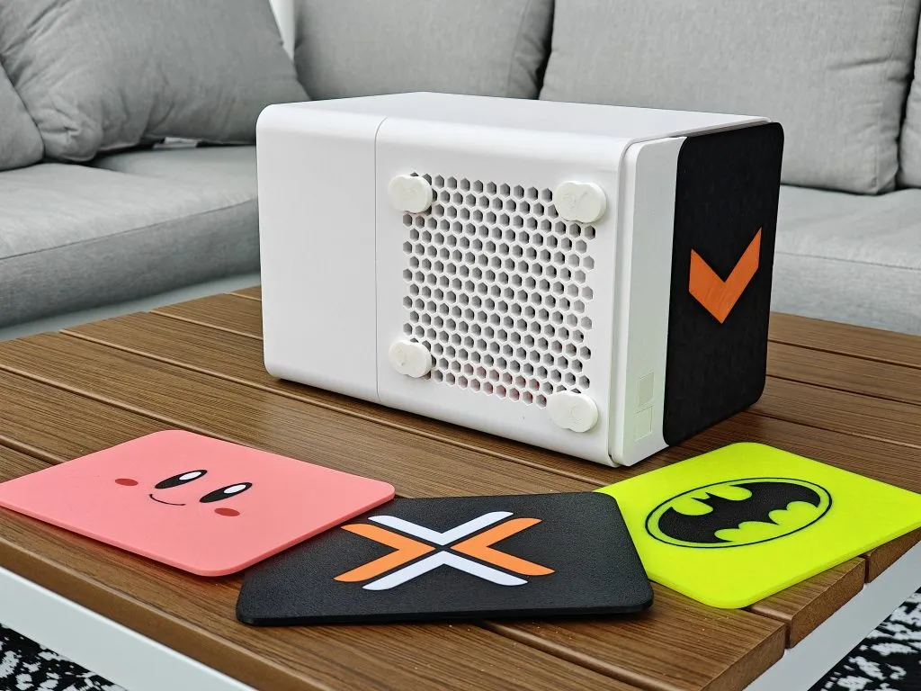 N5 Mini: A 3D-Printed 5-Bay NAS (175x175mm) by im.jackharvest ...