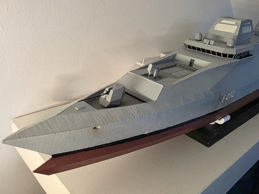 F292 Modern Navy Frigate Model Ship - FFG Lützow by See Bär MakerWorld ...