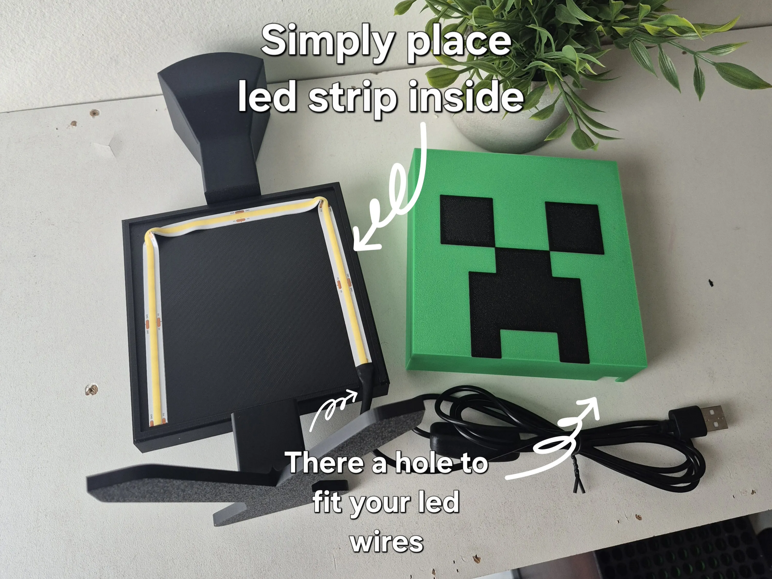 Minecraft Creeper Headphone Stand by Nismo3Dprint MakerWorld: Download ...