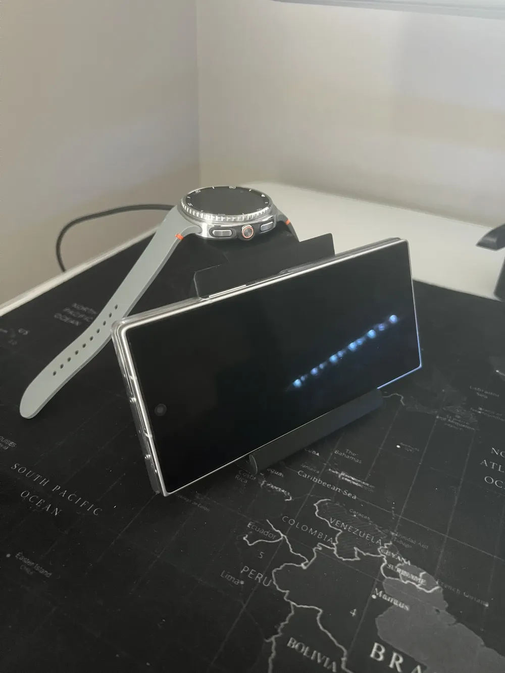 Samsung Z Fold 7 stand with Galaxy Watch holder - Free 3D Print Model ...