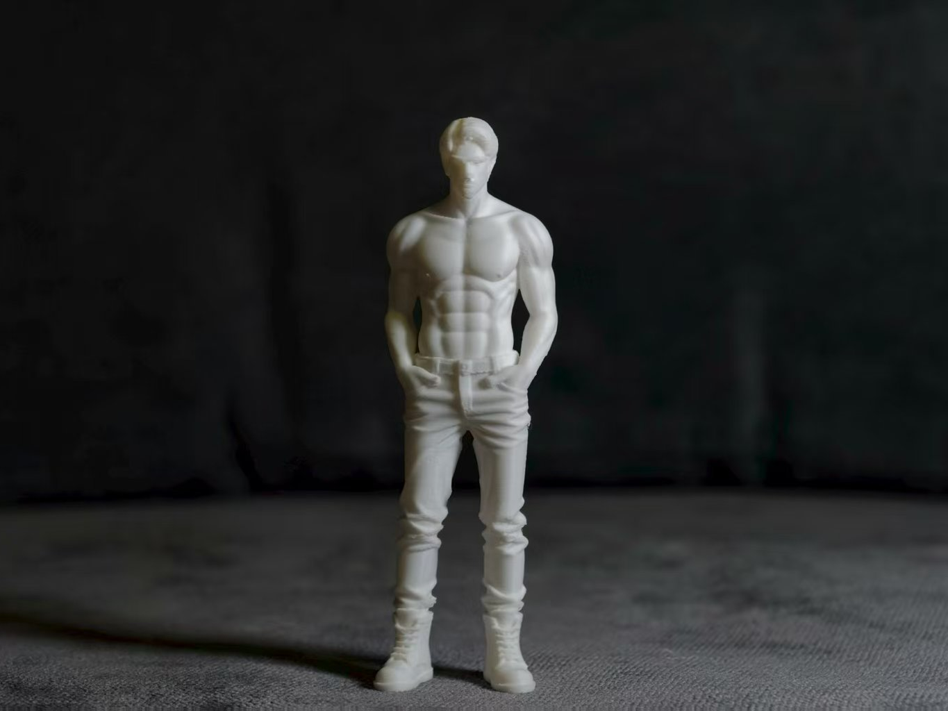 Standing bodybuilder male sculpture by user_1679480106 MakerWorld ...