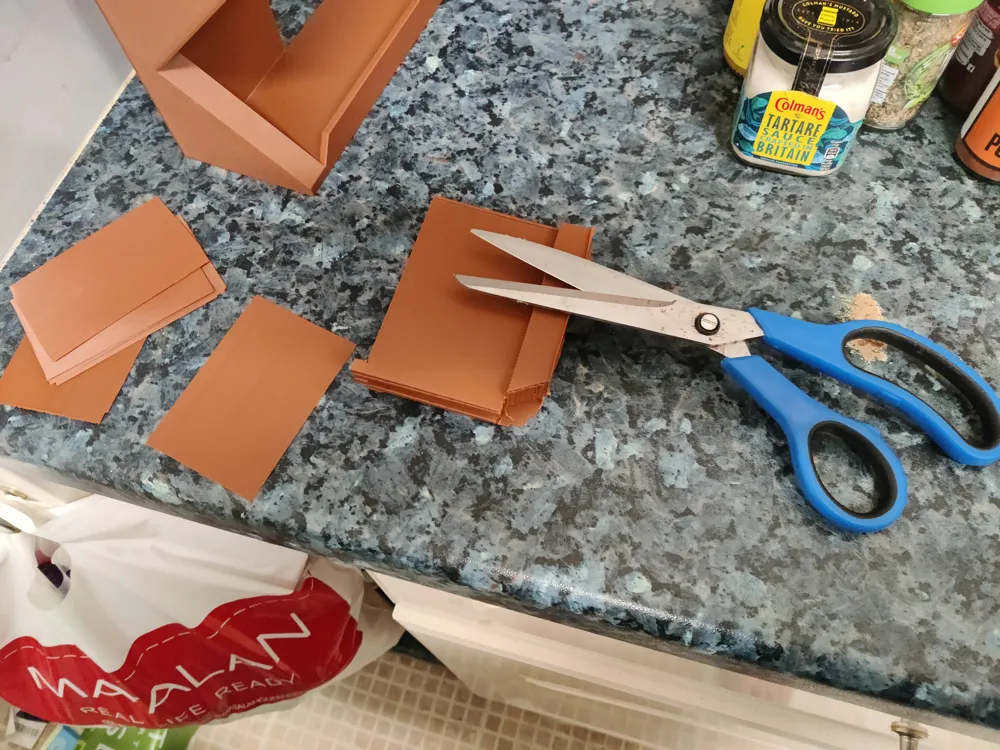 Corner Spice Rack - Free 3D Print Model - MakerWorld