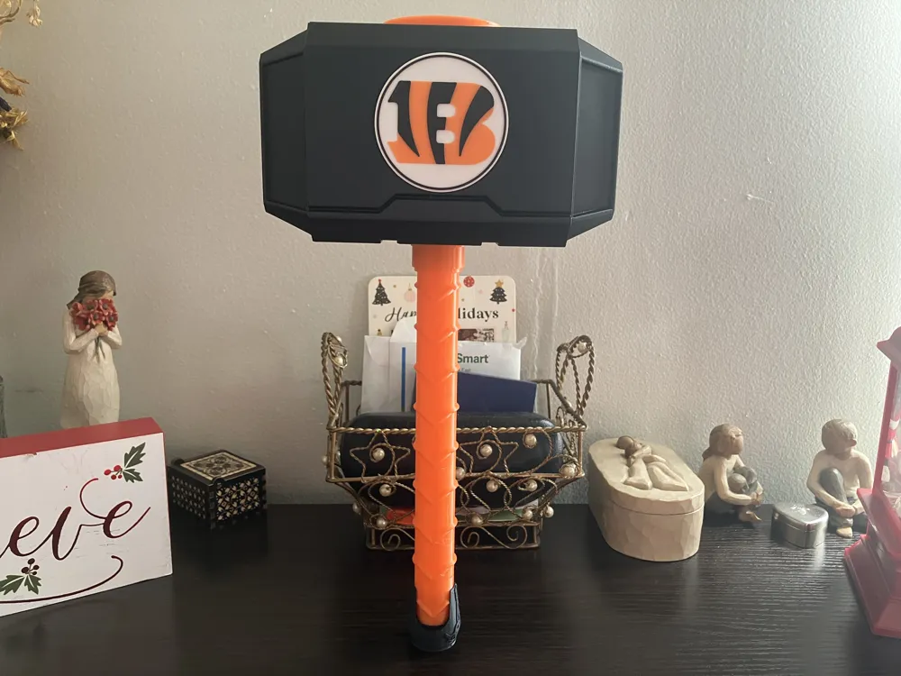 辛辛那提猛虎队雷神之锤 来自 Muad'Dib MakerWorld：免费下载 3D 模型