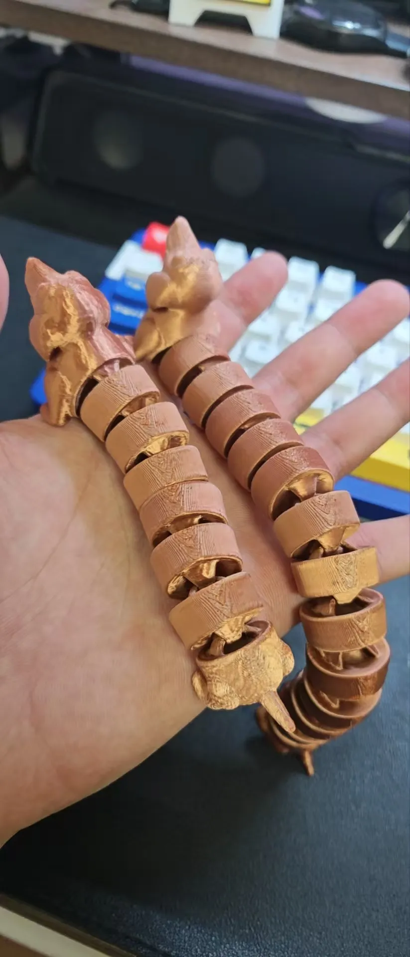 加长腊肠狗2.0 来自 CHEM-PLUS MakerWorld：免费下载 3D 模型