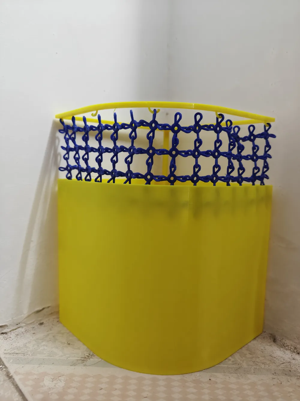 Corner 3-Point Paper Ball Training Trash Can by 环地平线 MakerWorld ...