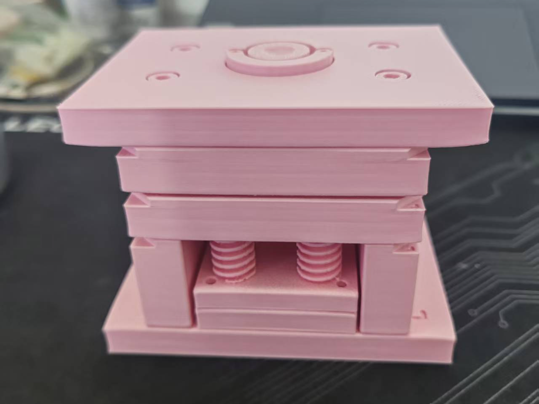 Mini Injection Mold by user_3027195746 MakerWorld: Download Free 3D Models