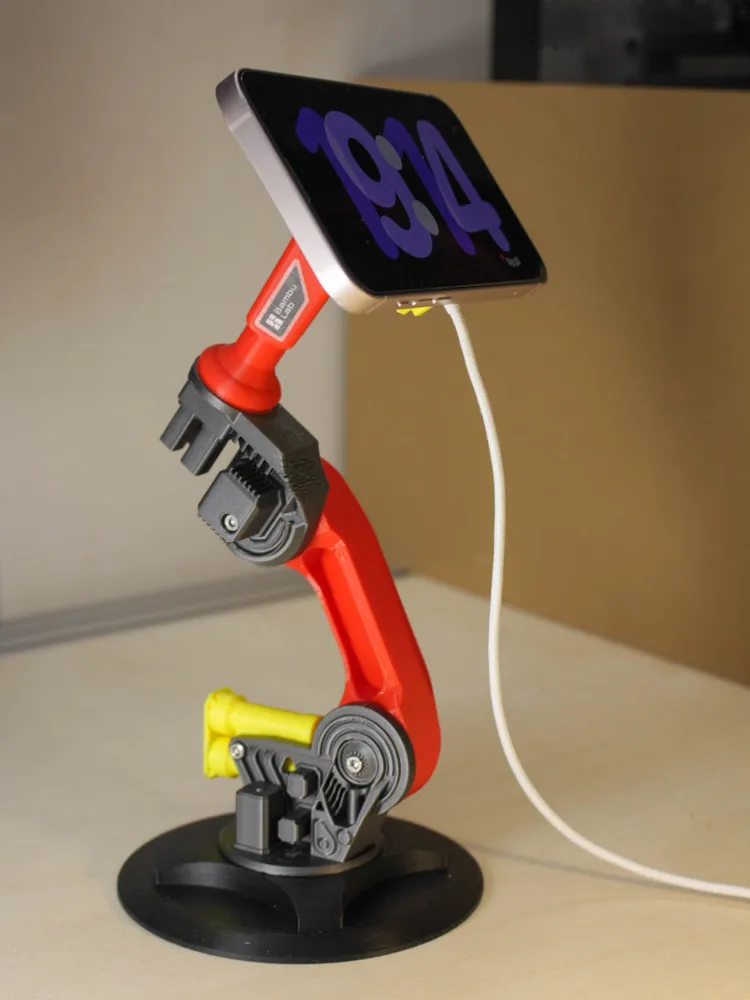 Robotic arm phone stand MagSafe wireless magnetic charging No AMS ...