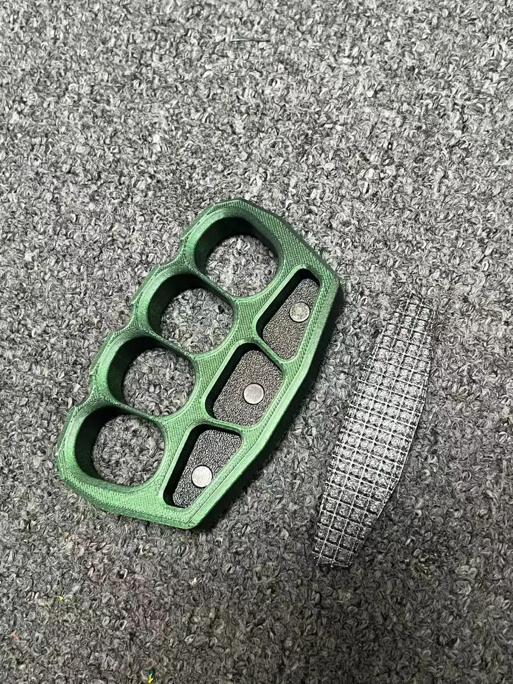 EDC Knuckles by DartBrosOfficial MakerWorld: Download Free 3D Models