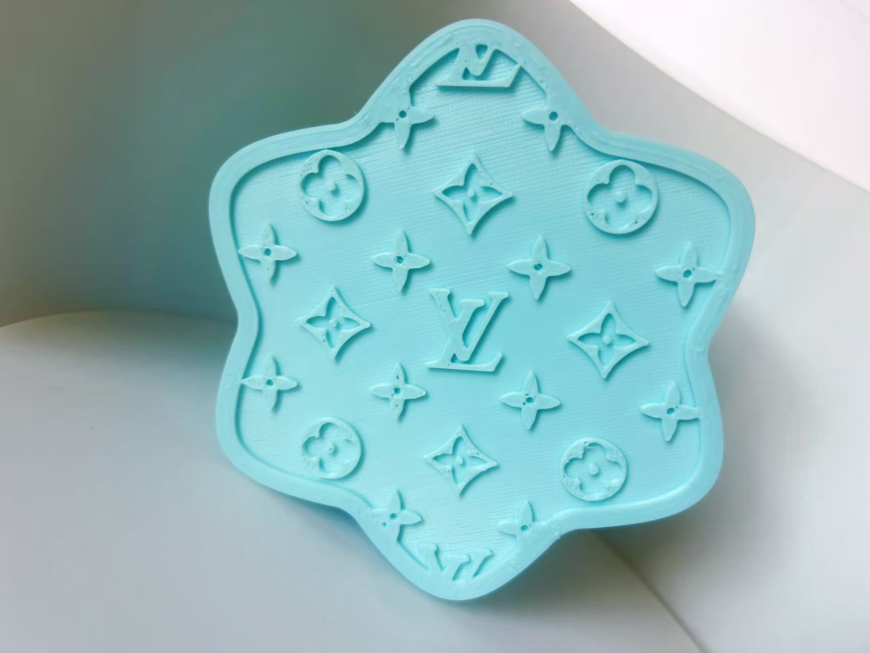 LV Hexagram Storage Box by 九五 MakerWorld: Download Free 3D Models