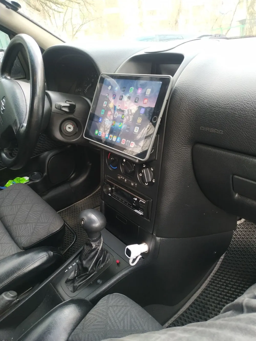 tablet holder for car Opel Astra g (1999-2007-8) by Bibka MakerWorld ...